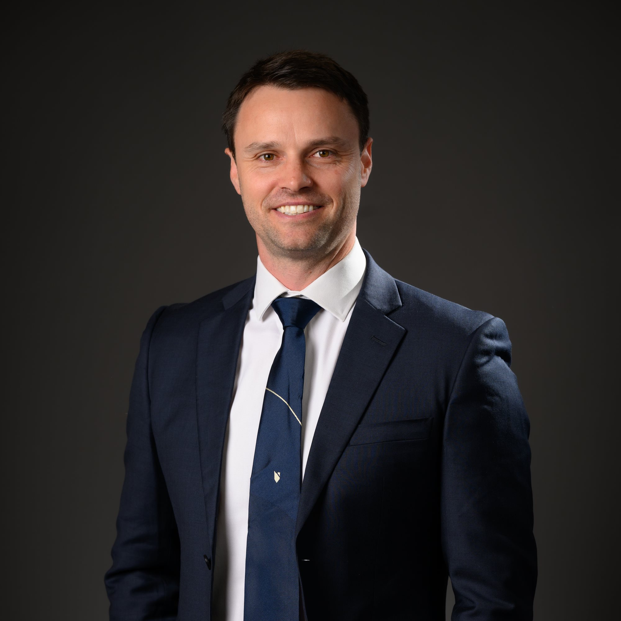 Dr Timothy Lukins | Neurosurgeon | St Vincent’s Private Hospital, Sydney